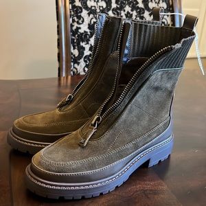 Sam Edelman | Shoes | Sam Edelman Leone Lug Sole Chelsea Boot | Poshmark